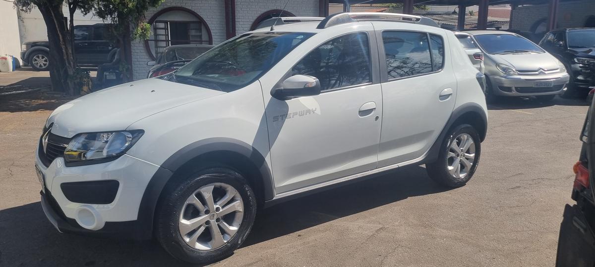 Vendo Renault Sandero Step. Easy R H-power 1.6 8v 2015 Belo Horizonte ...